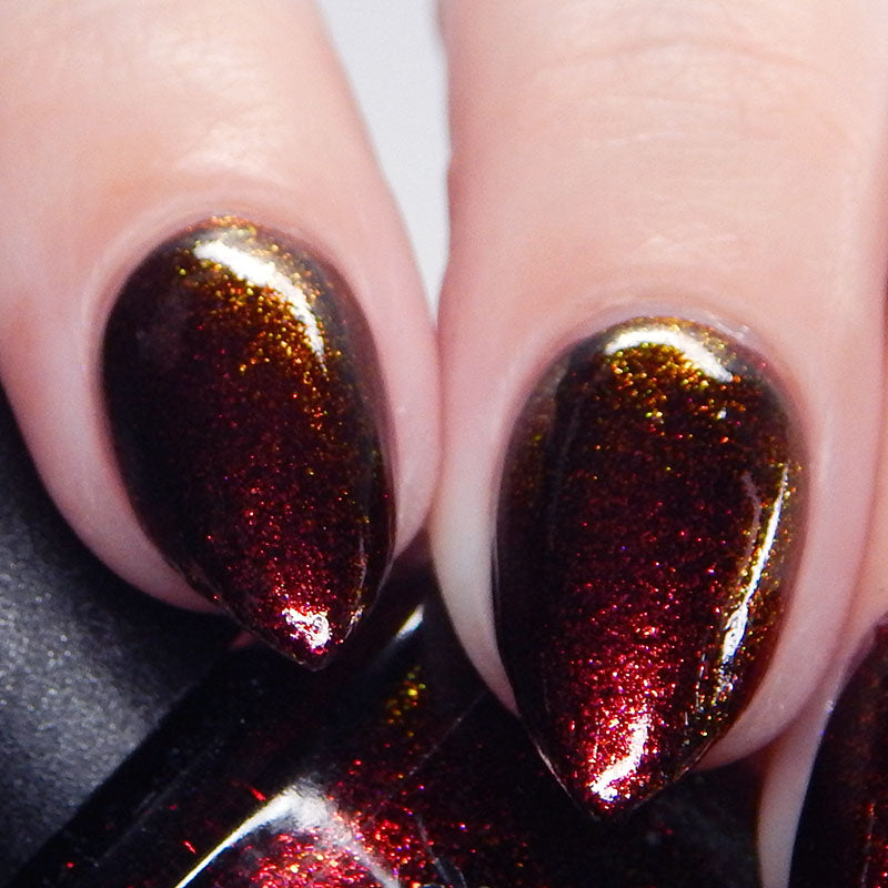 Mistletoe & Merlot – Monarch Lacquer